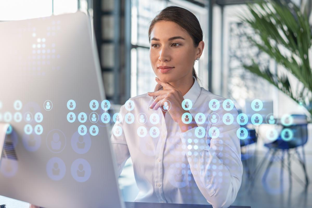 Informal Communication: The Powerhouse in Workplaces - Shiftbase